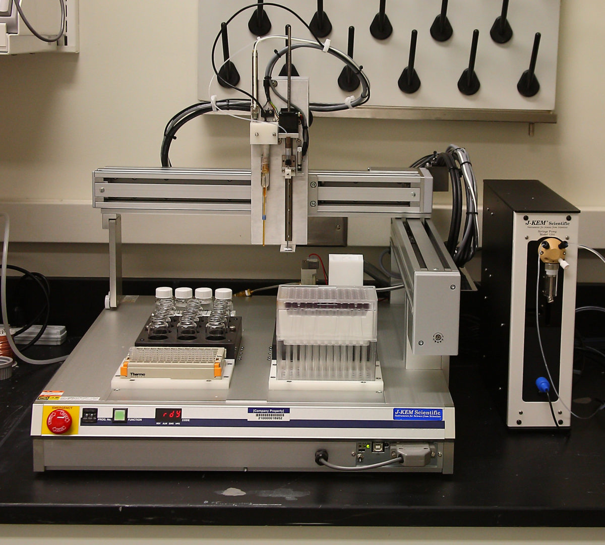 Protein Isoelectric Point Robot | J-KEM